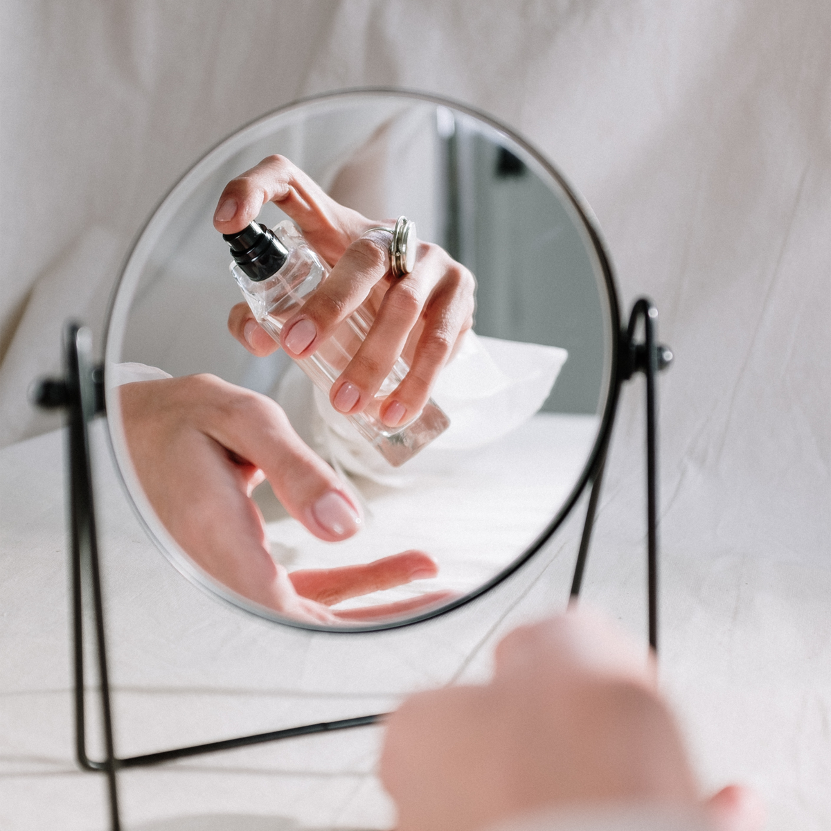 Roliga parfymer att ge bort i present | lyko.com