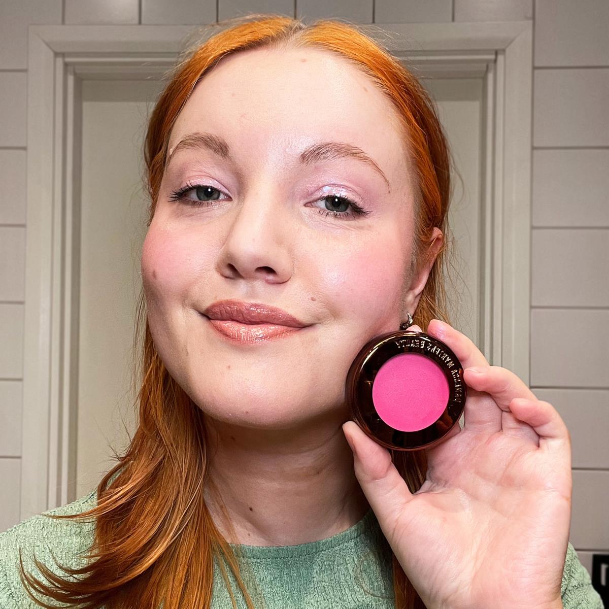 Danessa Myricks Beauty häftiga makeup har äntligen landat hos Lyko ...