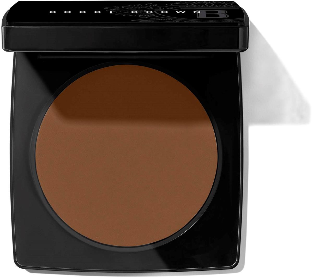 Bobbi Brown Sheer Finish Pressed Powder Warm Chestnut | lyko.com