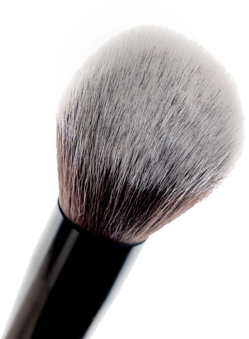 Brushworks No. 10 Bronzer Brush | lyko.com