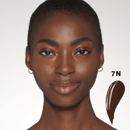 Estée Lauder Futurist Soft Touch Brightening Skincealer 7N Ultra Deep ...