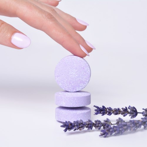 Le Mini Macaron Treatment Fizzy Foot - Bath Bombs | lyko.com