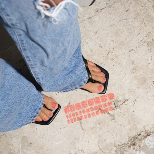 Love'n Layer Leo Toe Raspberry Red | lyko.com