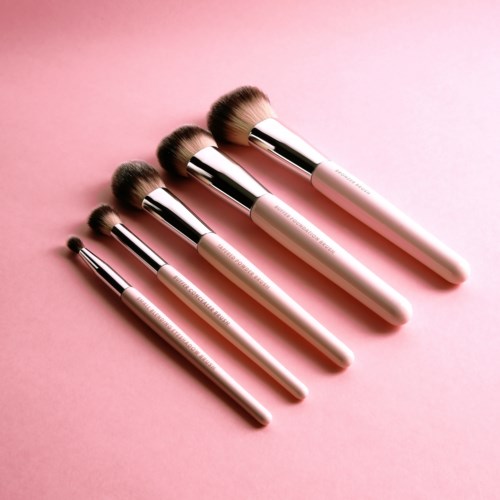 By Lyko Makeup Brush kit Essential BFF Brush Set | lyko.com