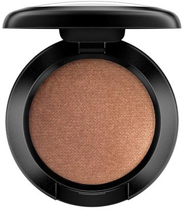 MAC Cosmetics Velvet Eye Shadow Texture | lyko.com
