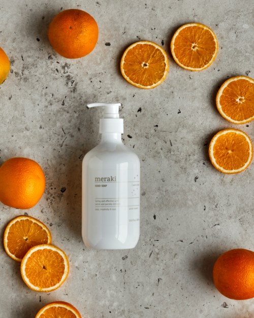 Meraki Warm Orange Winter Moment Hand Soap 490 ml | lyko.com
