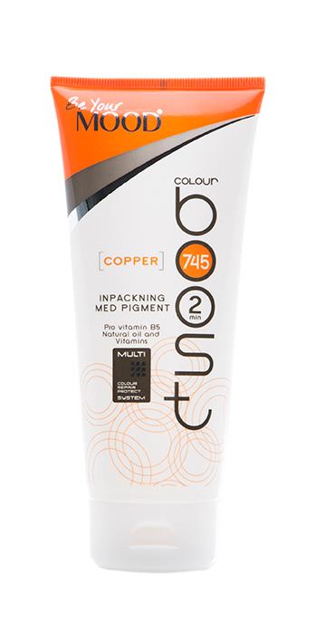 Schwarzkopf Colour Boost 745 Copper | lyko.com