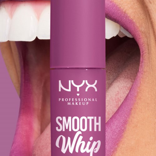 NYX PROFESSIONAL MAKEUP Smooth Whip Matte Lip Cream 19 Snuggle Sesh ...