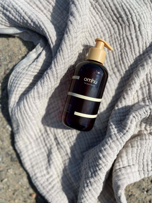 Omhu Caring Hand Wash Oatmeal 300 ml | lyko.com