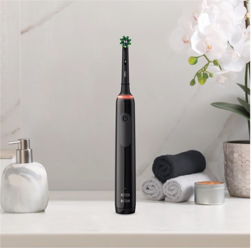 Oral B Pro 3 3000 CA Black Edition | lyko.com