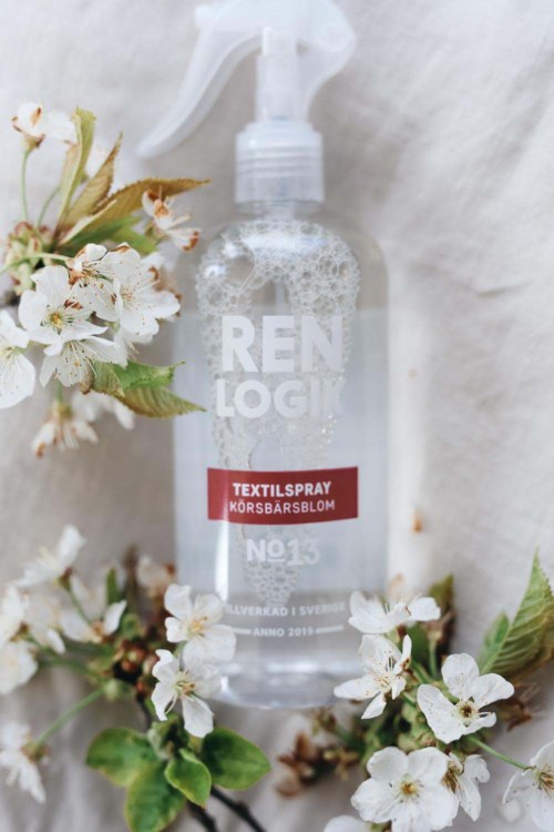 Ren Logik Textile Spray Cherry Blossom 500 ml | lyko.com