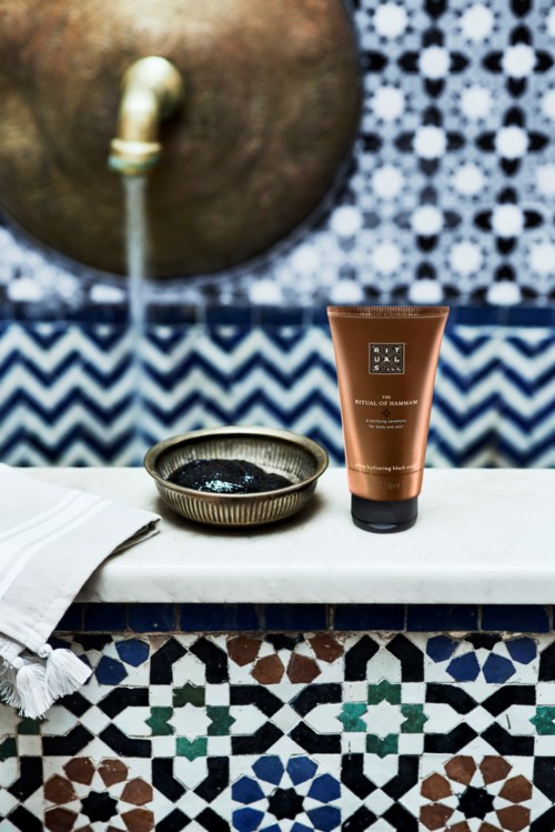 Rituals The Ritual Of Hammam Black Soap svart tvål 150 ml | lyko.com