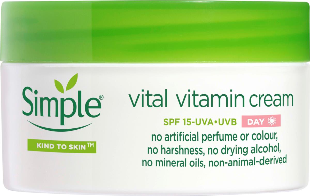 Simple Kind To Skin Day Cream SPF 15 50 ml | lyko.com