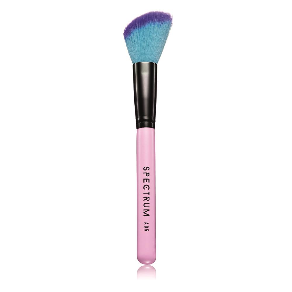 Spectrum A05 Angled Cheek Brush | lyko.com