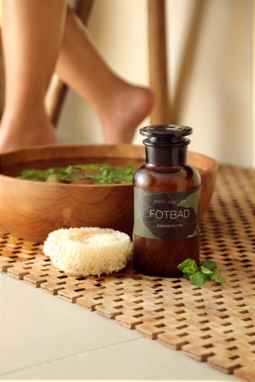 Stone Soap Spa Loofah Foot Scrub | lyko.com