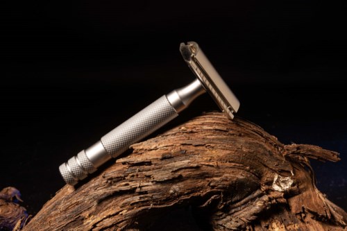 The Goodfellas' Smile Safety Razor Impero Closed Comb | lyko.com