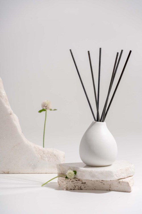 Volant Reed Diffuser White | lyko.com