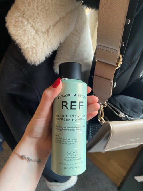 REF. Weightless Volume Refreshing Mousse 200 ml | lyko.com