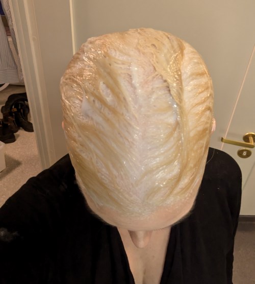 Loreal Paris Préférence Permanent Coloration 7.4 Mango Copper | lyko.com