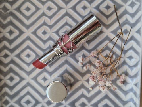 Yves Saint Laurent Loveshine Rouge Volupte Shine 45 Rouge Tuxedo | lyko.com