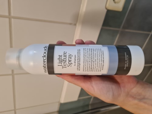 Waterclouds Light Texture Spray | lyko.com